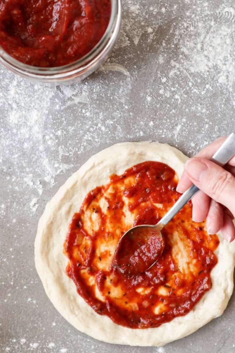 Zelf pizzasaus maken - Nutmeg & Vinegar